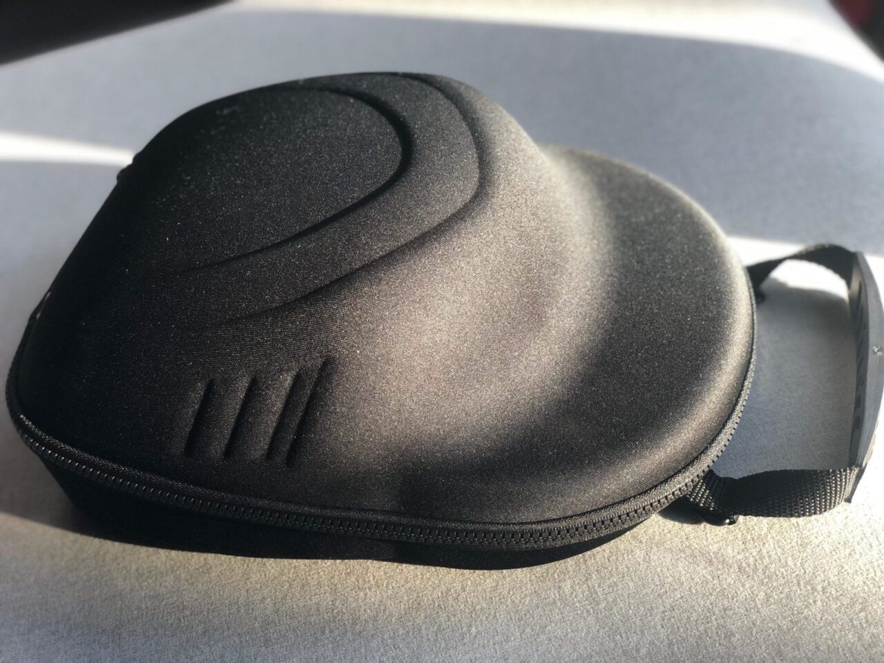 Laser Cap Carrying Case - Kiierr Laser Hair Caps - Hair Growth Experts